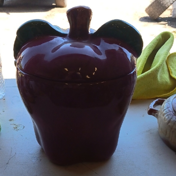 Kitchen | Red Appleshaped Ceramic Container | Poshmark